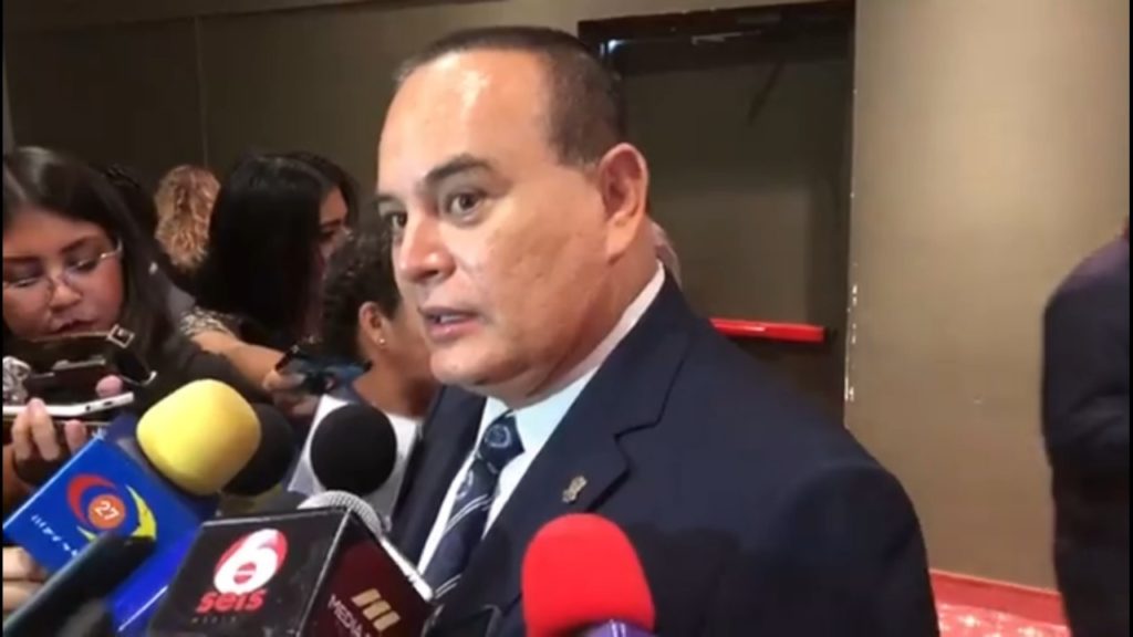 Martín Godoy retira su registro por Fiscalía General de Michoacán