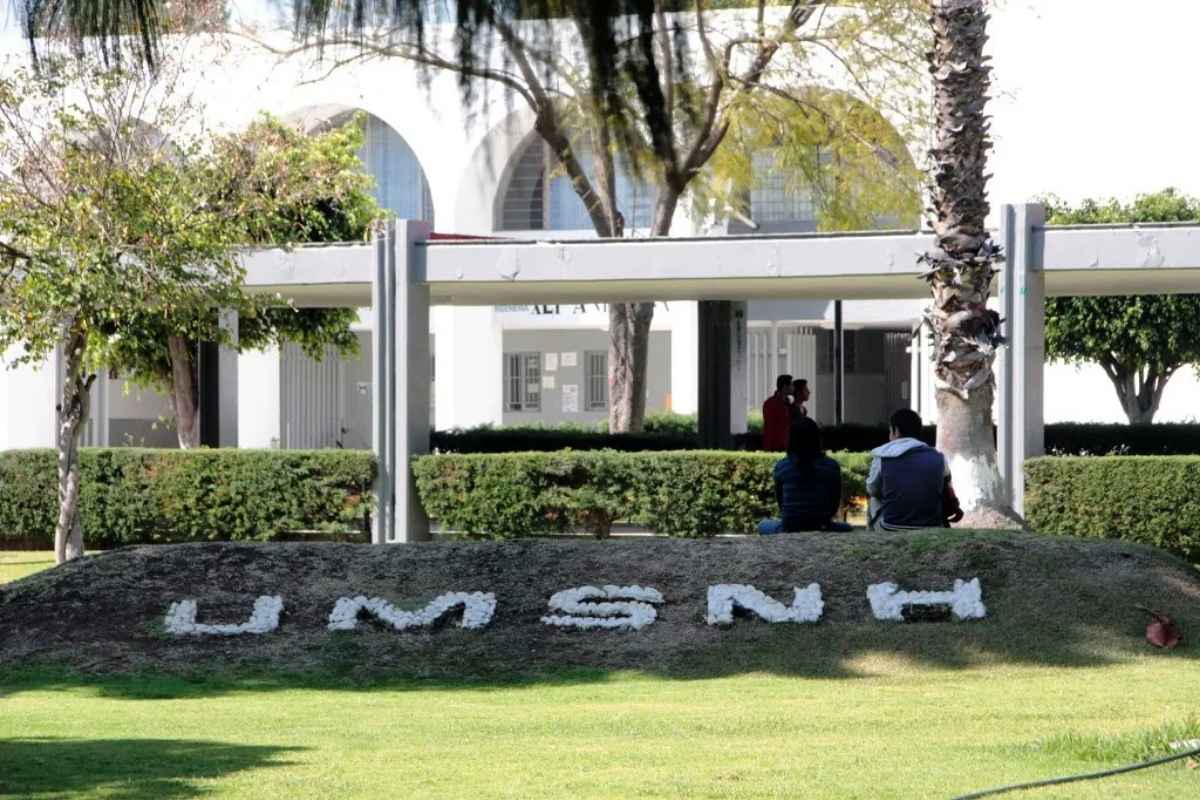 Sindicalizados renuncian al SUEUM para irse al STUMICH