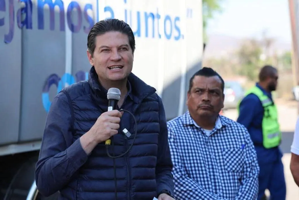Critica Alfonso Martínez a Morena por cambios a ley antinepotismo