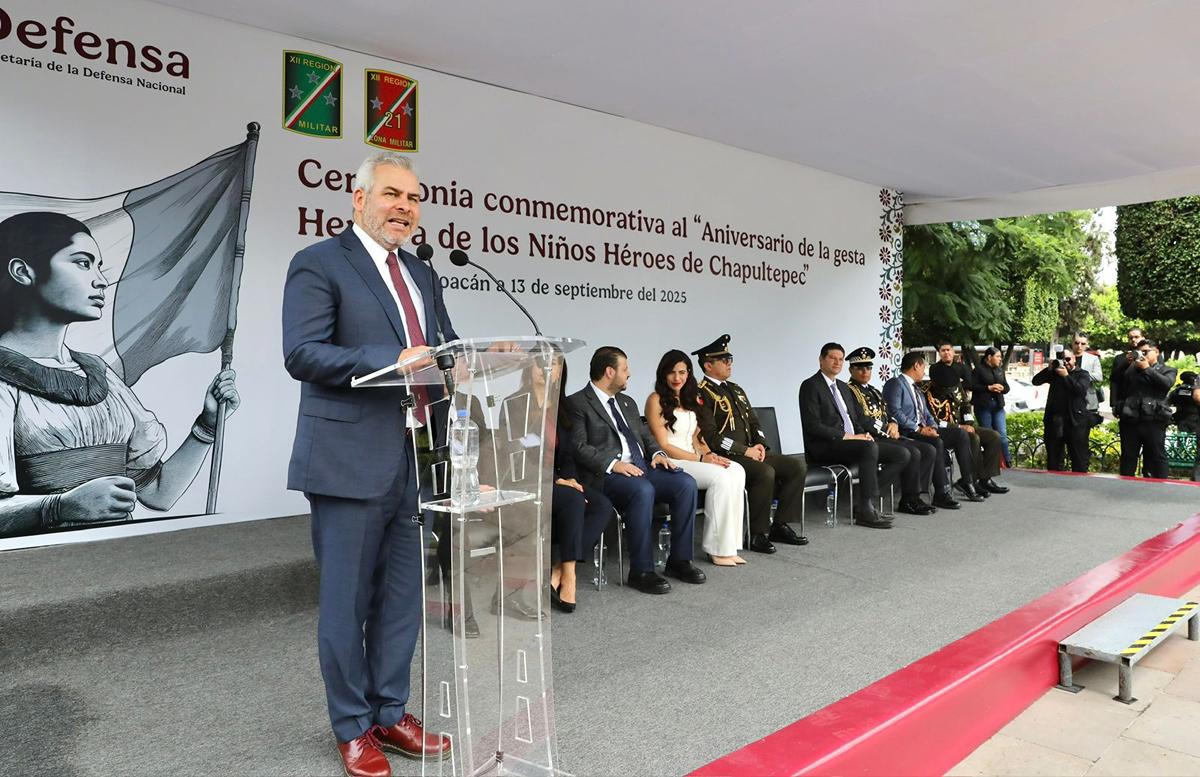 Bedolla llama a seguir la valentía y patriotismo de los Niños Héroes