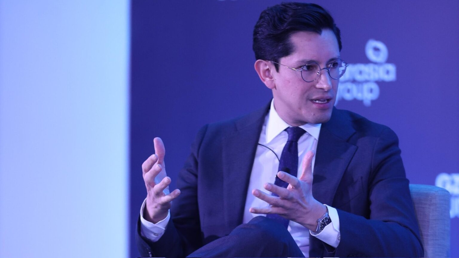 Roberto Velasco es nombrado como nuevo canciller de México