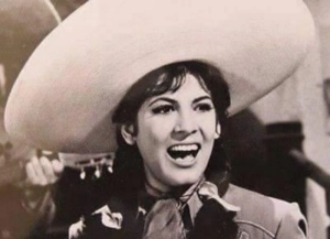 Fallece Lucha Moreno; su hija Mimí de Flans la despide en redes
