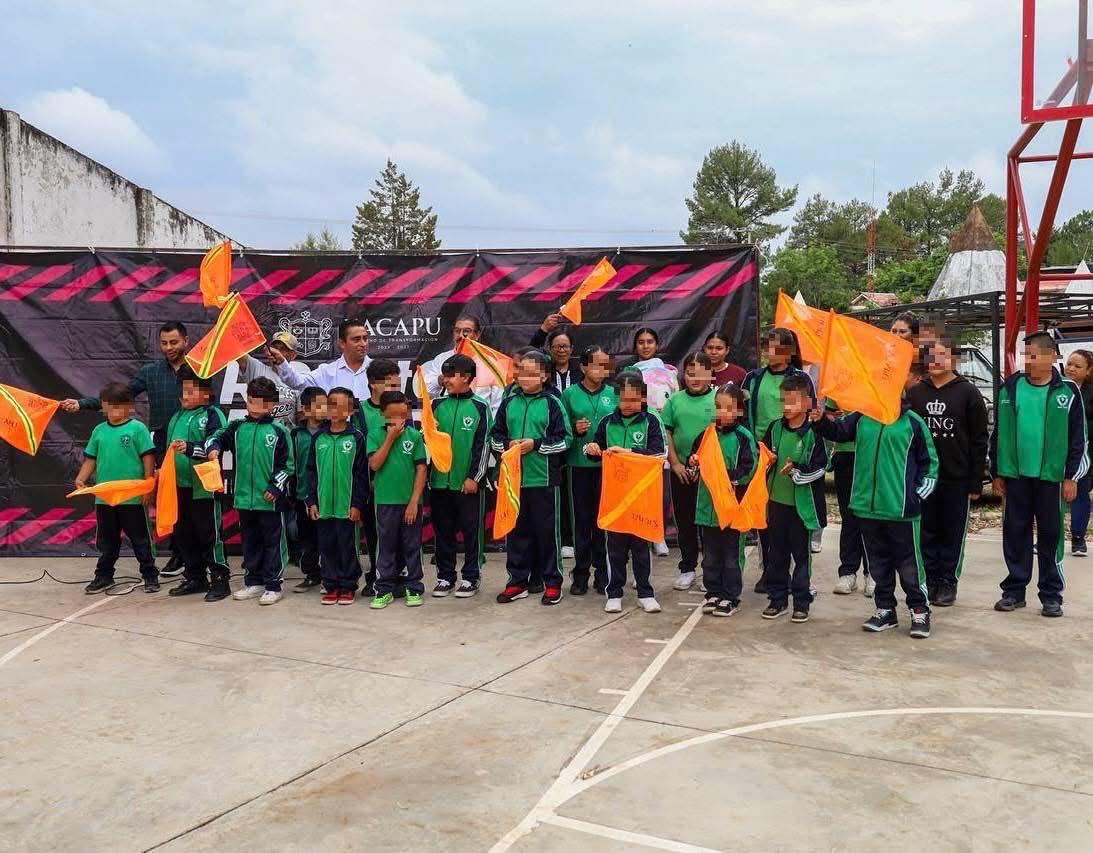 Techumbre en primaria Benito Juárez, Zacapu