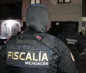 Fiscalía aprehende a "La Chula" por homicidio en Apatzingán