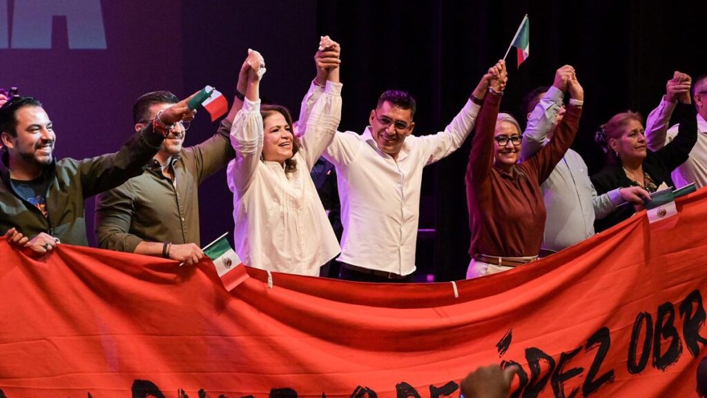 Fabiola Alanís lidera asamblea por la soberanía en Michoacán